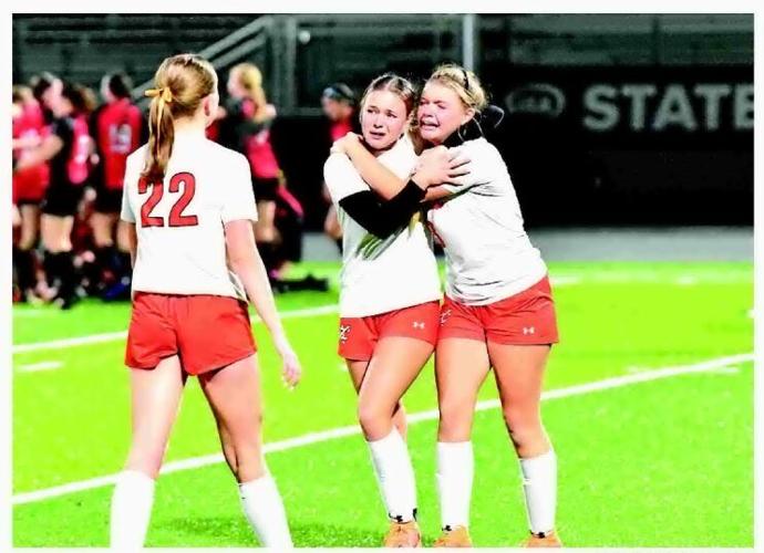 KALAMA COMES TOGETHER IN DEFEAT