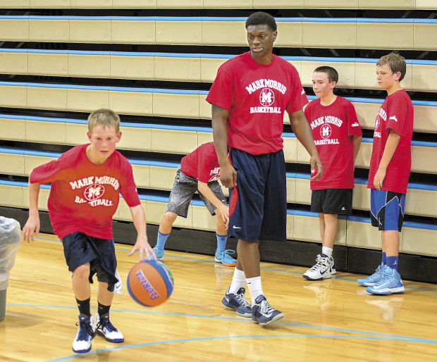 Zags' Gary Bell Jr. returning the favor at local basketball camp
