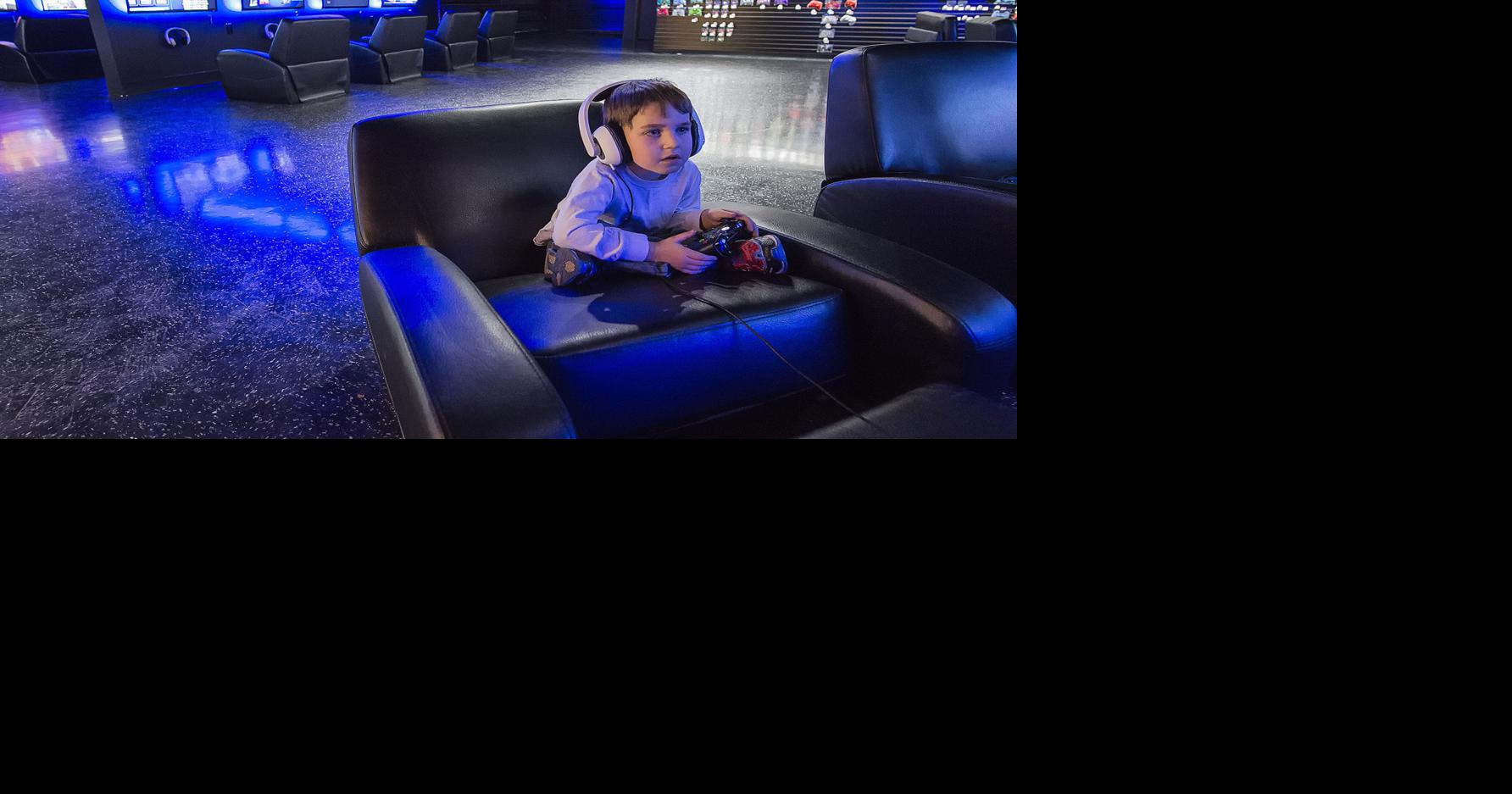 PLAYLive video game lounge offers social experience at Kelso mall