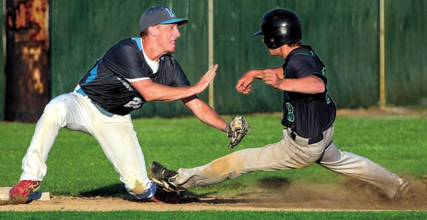 Implosive finish drops Mark Morris into consolation bracket