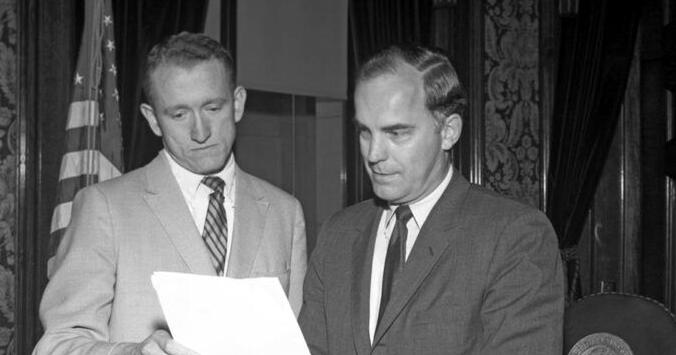 Remembering Ralph Munro, five-term Washington secretary of state and ...