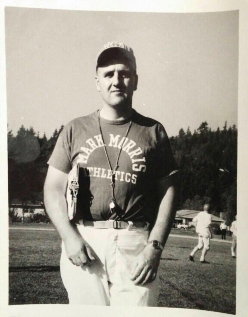 High School Football: New Mark Morris coach Mike Peck makes his father ...