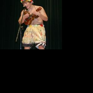Young Journalists: Bo Brusco crowned 'Mr. Woodland'