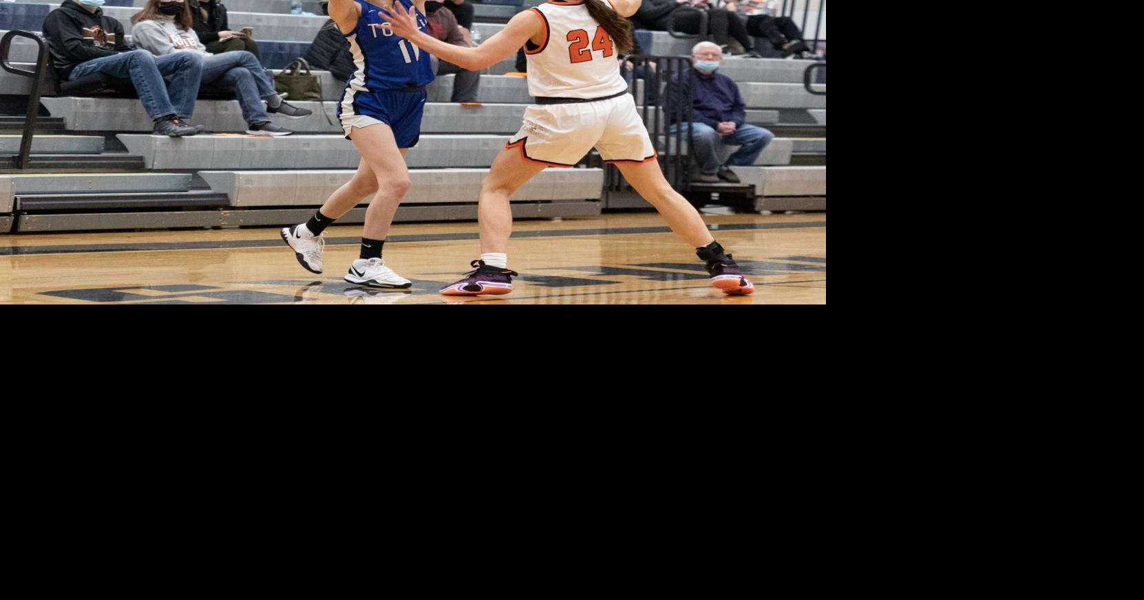 2B Girls Basketball Roundup: Mountaineers make mincemeat out of Ducks