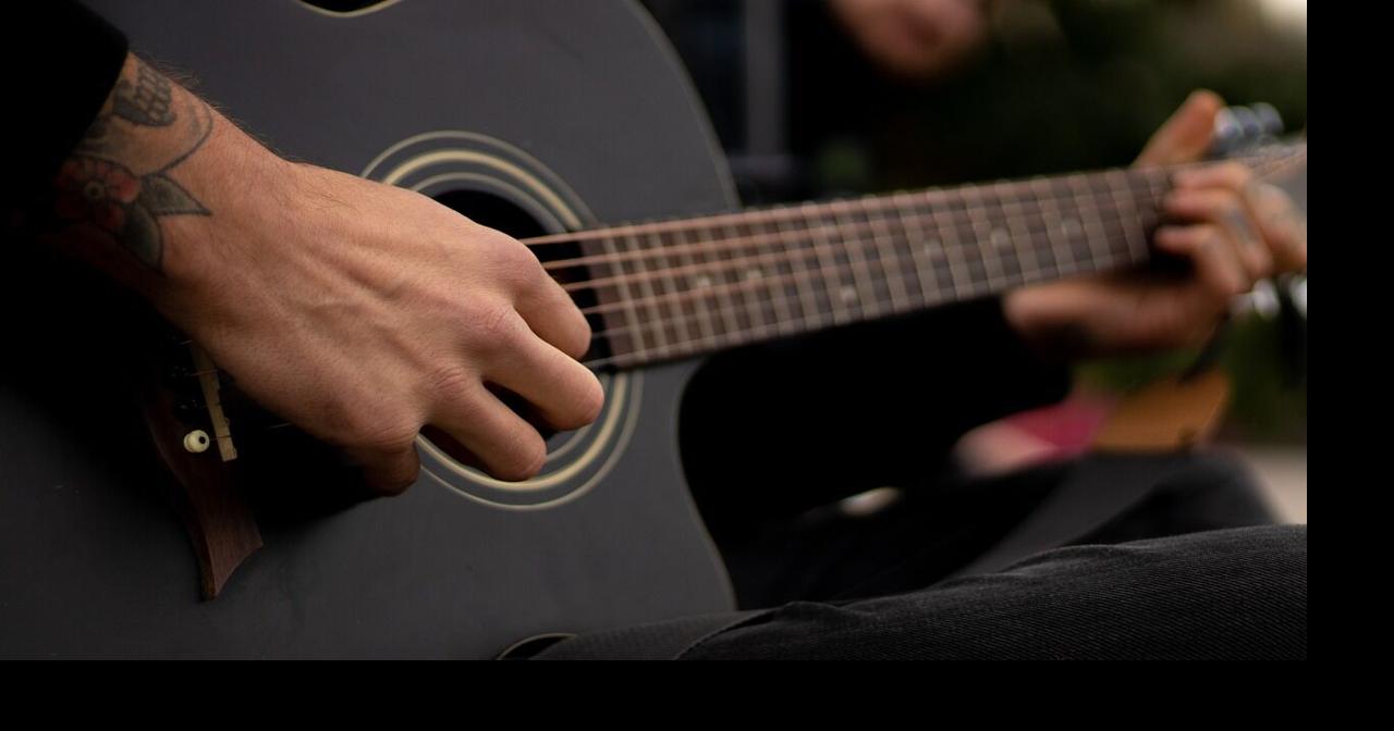 Country singer Brian McComas to play Longview Wednesday