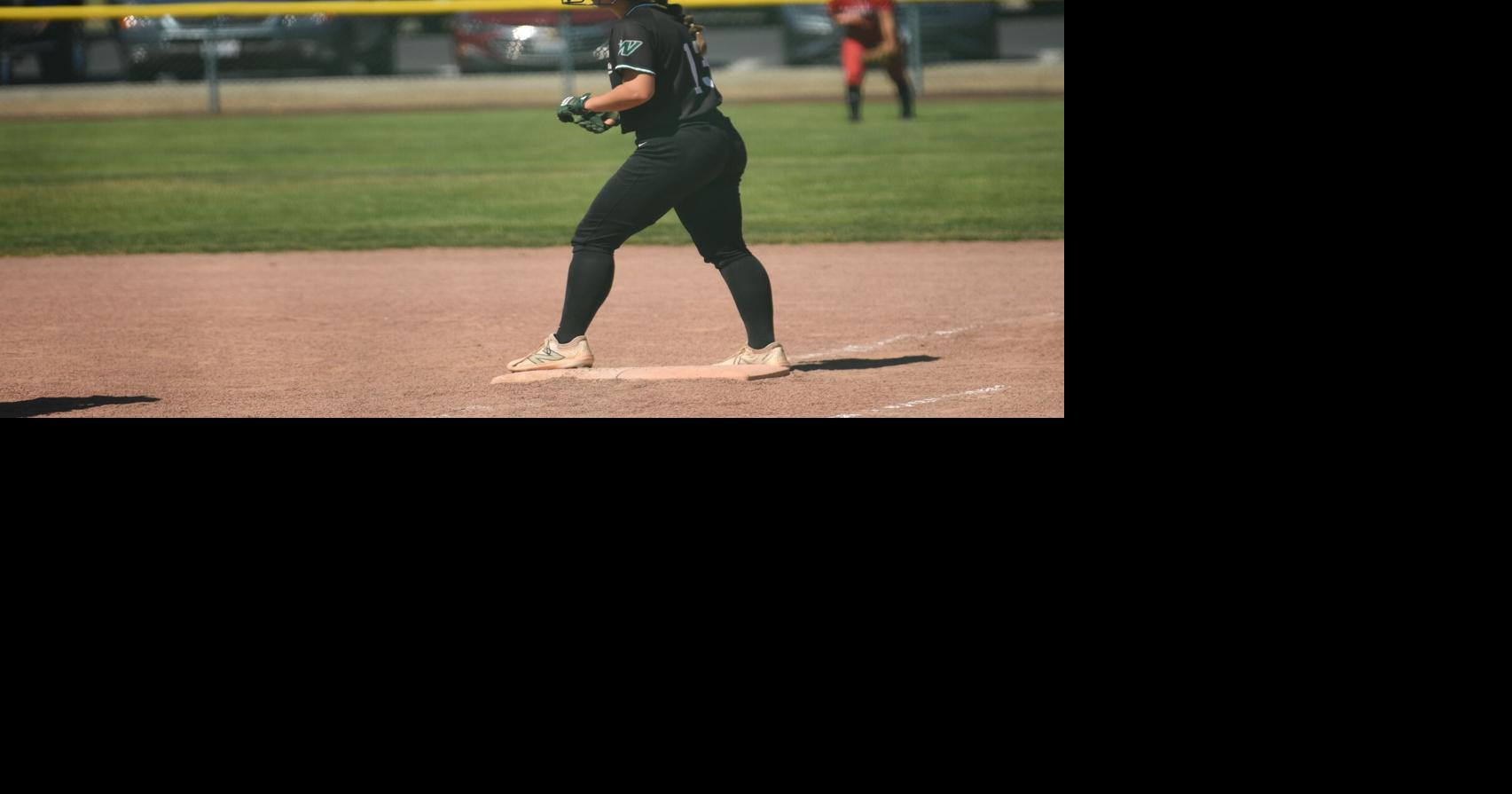 Beavers nab first state softball win since 2019