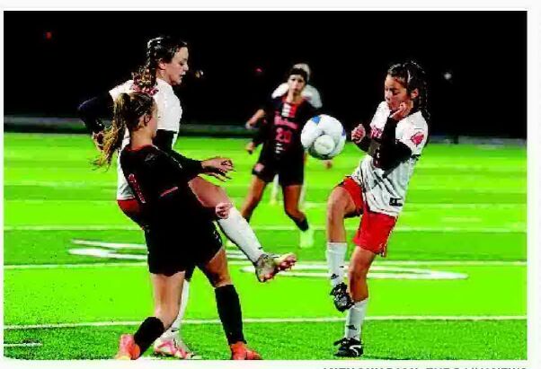 KALAMA COMES TOGETHER IN DEFEAT