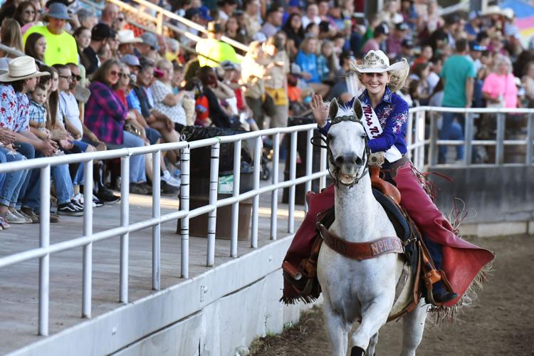 Thunder Mountain Pro Rodeo: A dummies' guide to the cowboy games