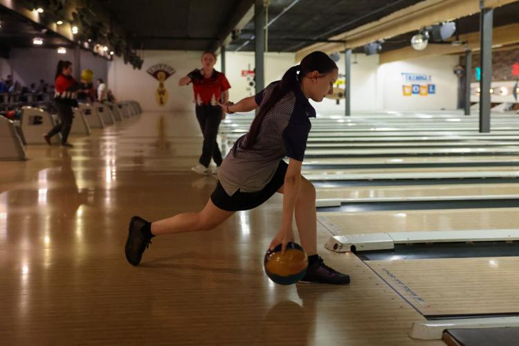 Incoming UW bowler moves into club sport from Longview high