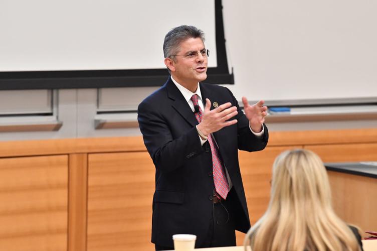 Washington Supreme Court judge talks fairness, achieving justice