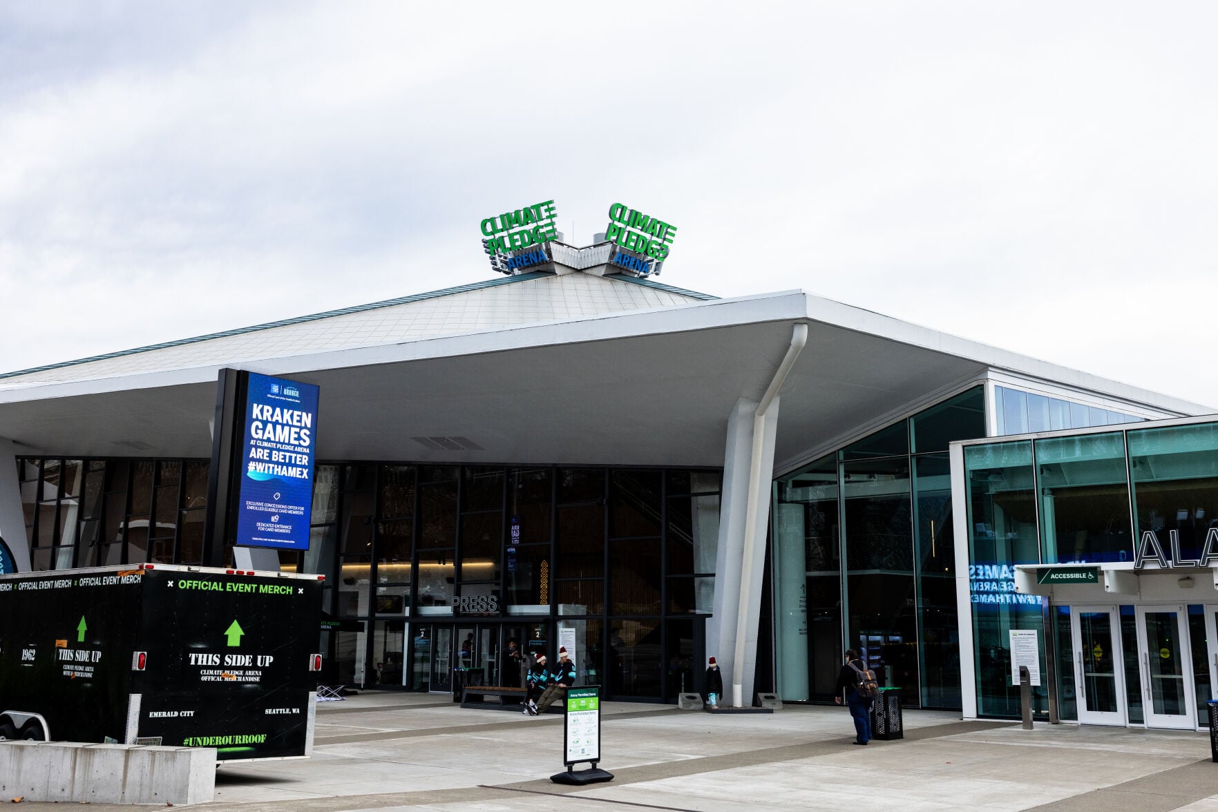 Melinda French Gates strengthens One Roof Sports’ bid to revive Sonics