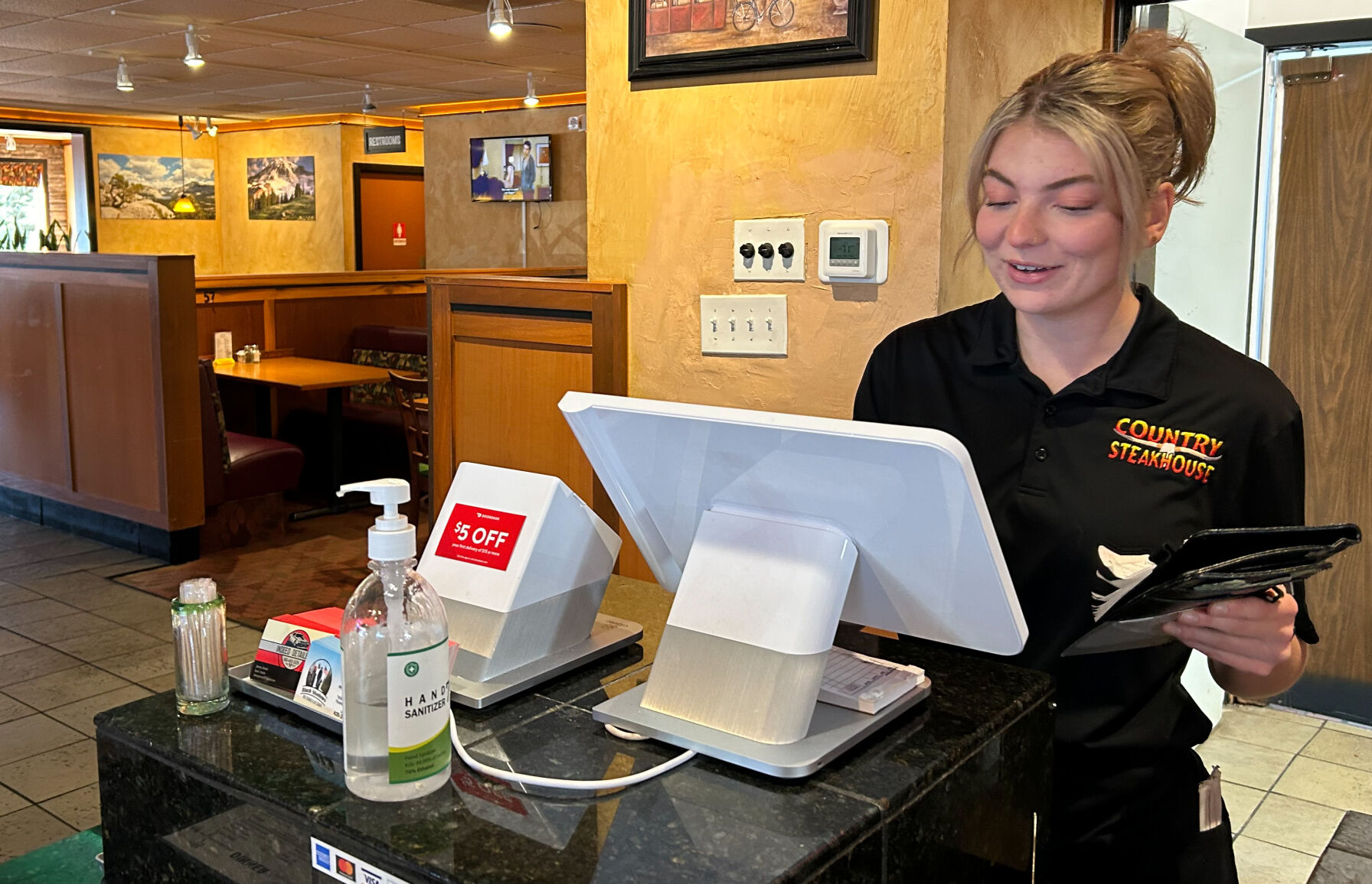 Country Steakhouse in old Longview Sizzler to add lunch buffet