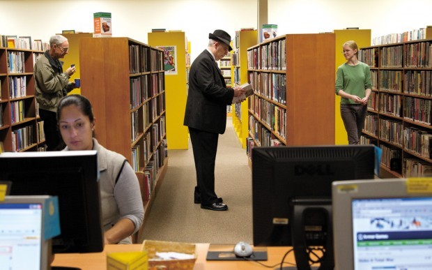 Kelso Public Library sets up shop at Three Rivers Mall