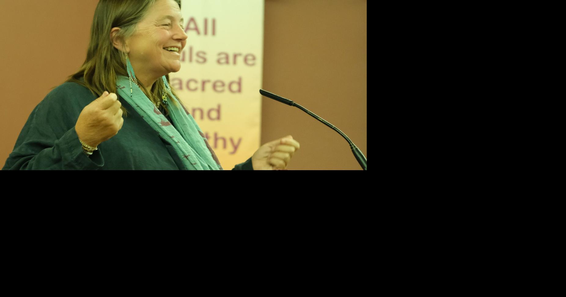 Author Pam Houston reads in support of Amendment 79 | News ...