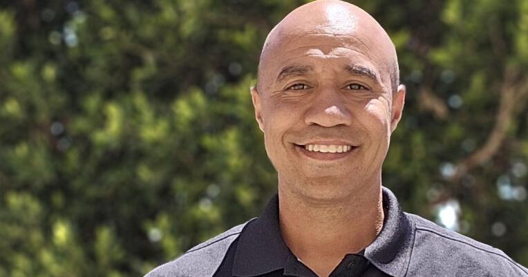 Deputy Tempe fire chief receives hero award | City News | tempenews.com