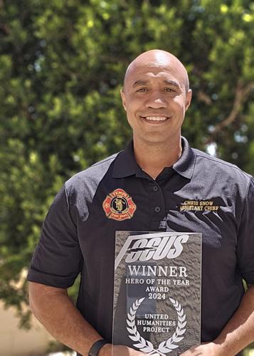 Deputy Tempe fire chief receives hero award | City News | tempenews.com