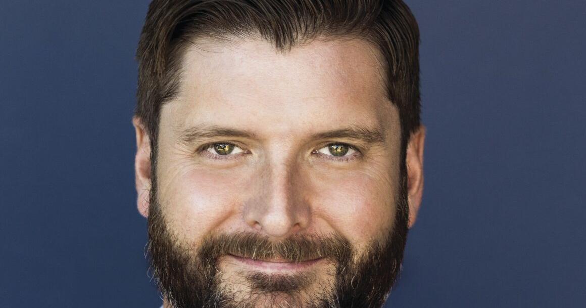 Tempe-area author publishes his first novel | Community | tempenews.com