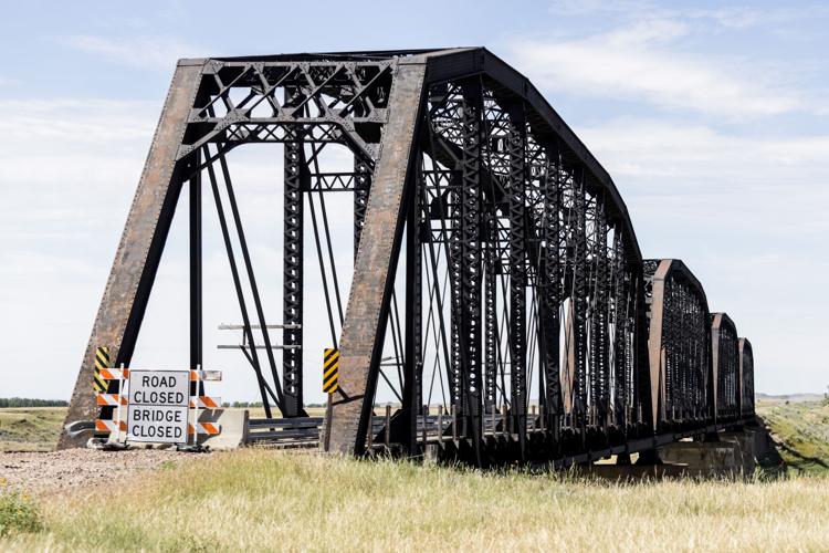 Federal Highway Administration officials visit Milwaukee Bridge ahead ...