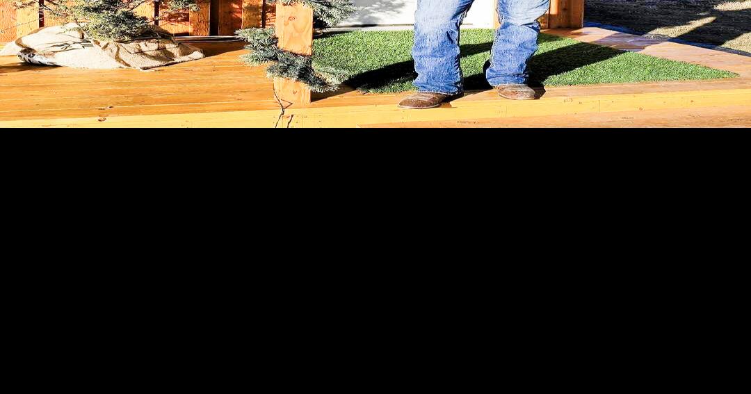 Fallon oil painter hosting first–ever show in his own gallery at home ...