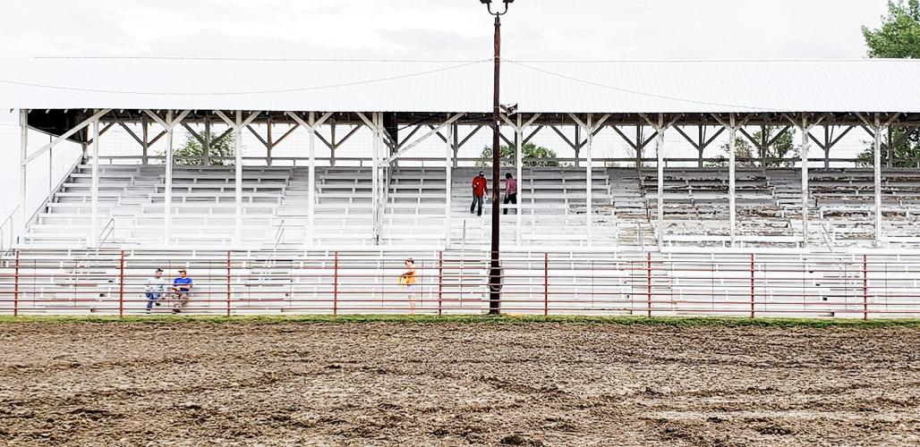 Terry 4-H club gives grandstand at fairgrounds a fresh coat of paint ...