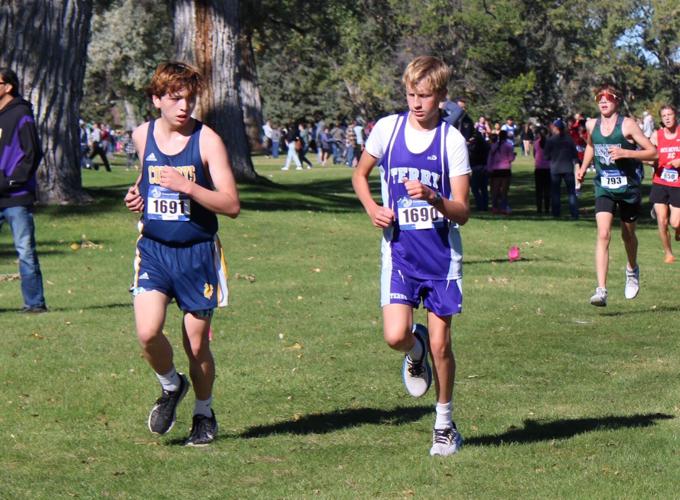 Cross country endures wind in Miles City | Sports | terrytribune.com