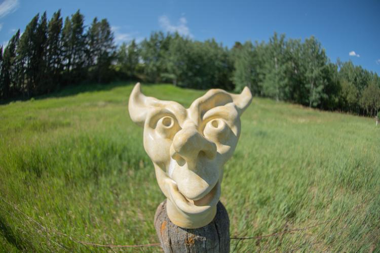 Fence post sculpture show brings Greg Geffner's art to the countryside ...