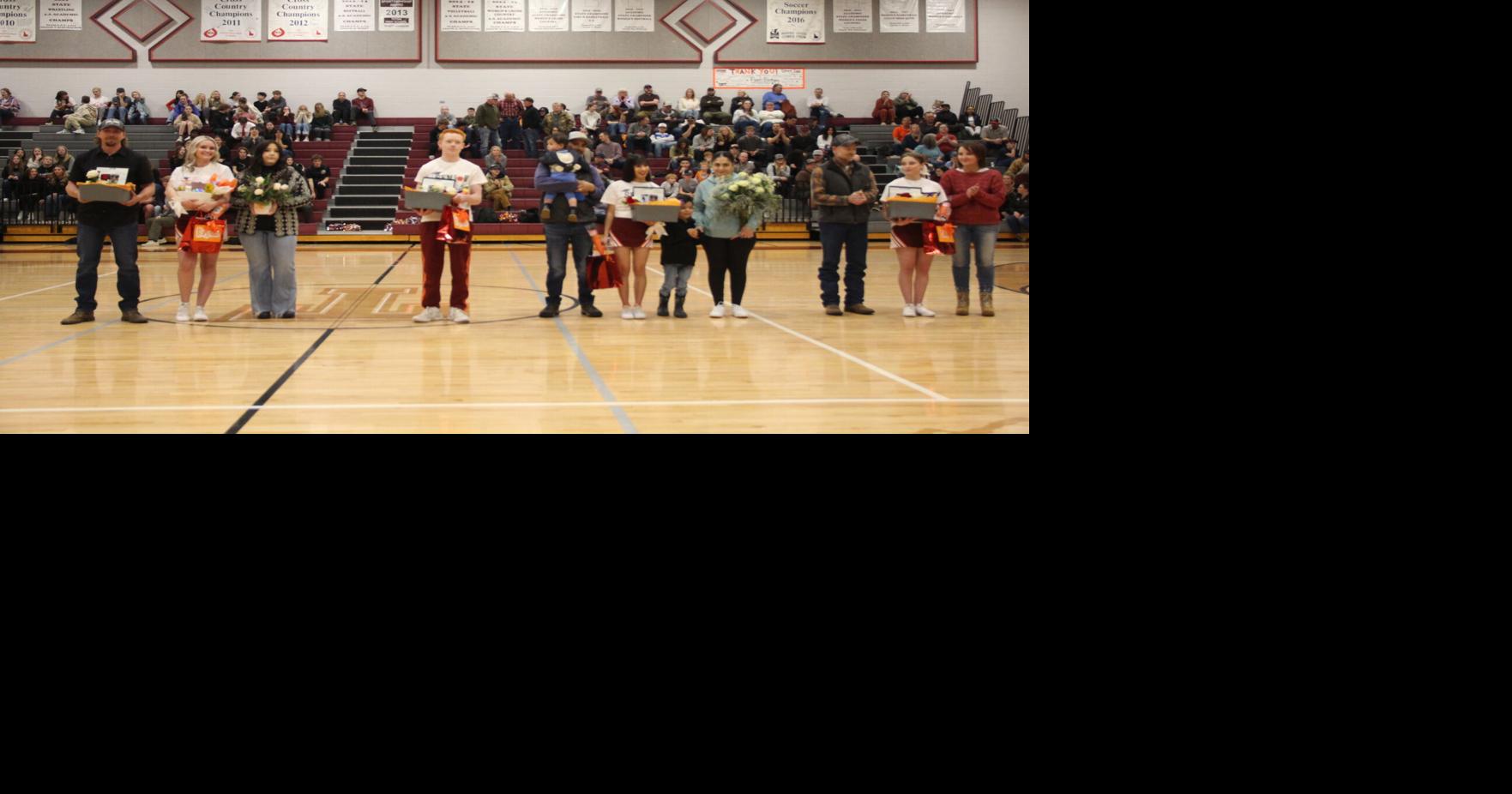 Teton High cheer squad highlights seniors at district game | Sports ...