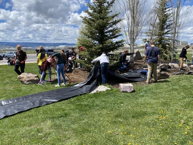 Teton Middle School Landscaping Day 2024 | Community | tetonvalleynews.net