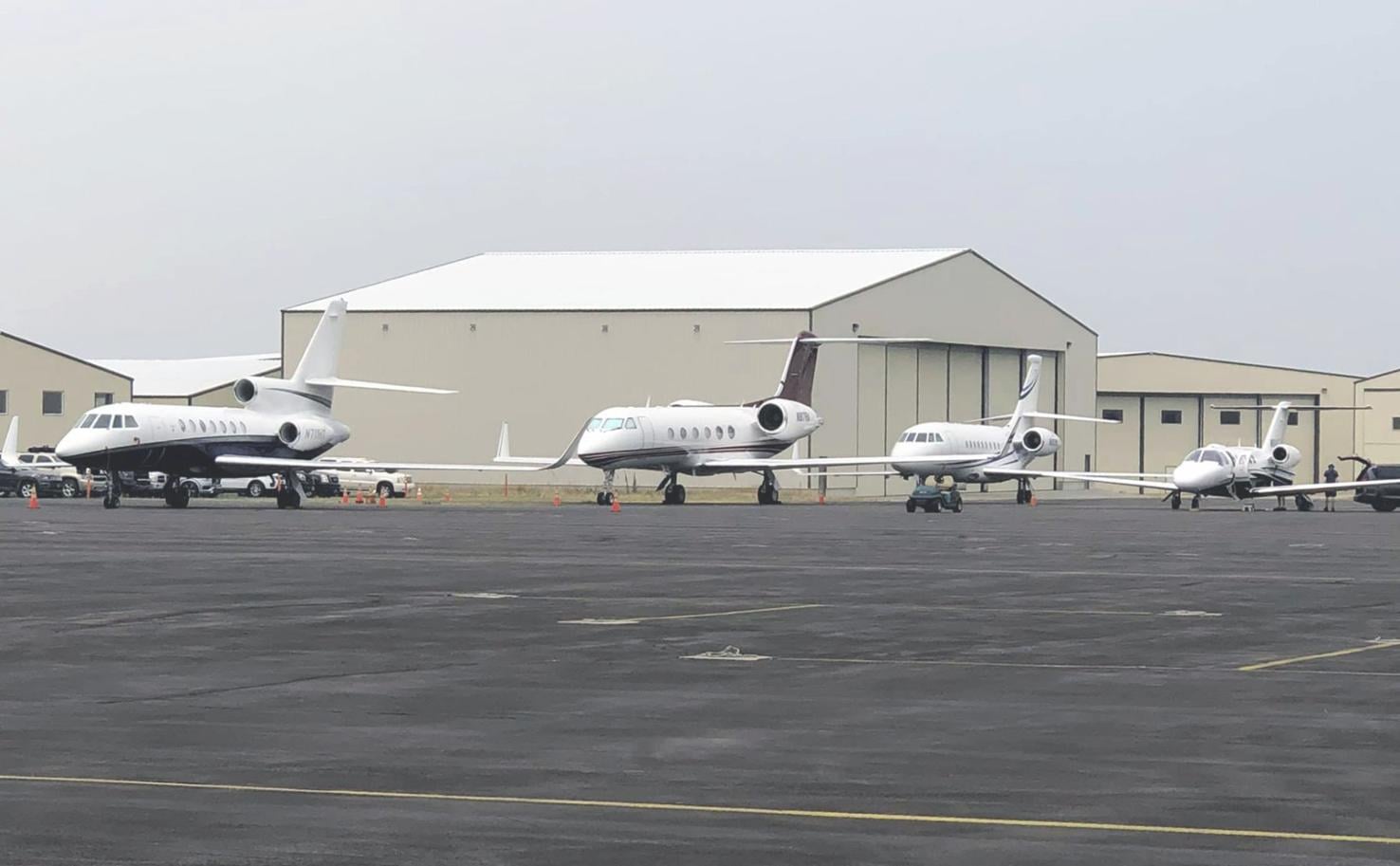 Driggs-Reed Memorial Airport (KDIJ) runway asphalt damaged, resulting ...