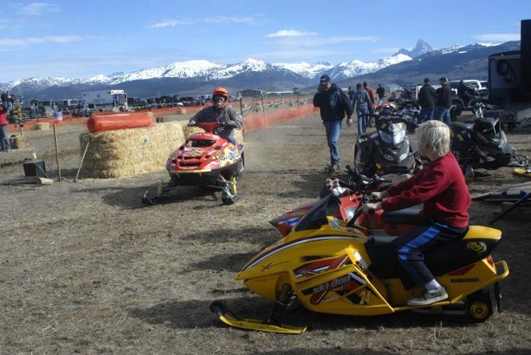 Snowmobile Grass Drags | Photo Gallery | tetonvalleynews.net