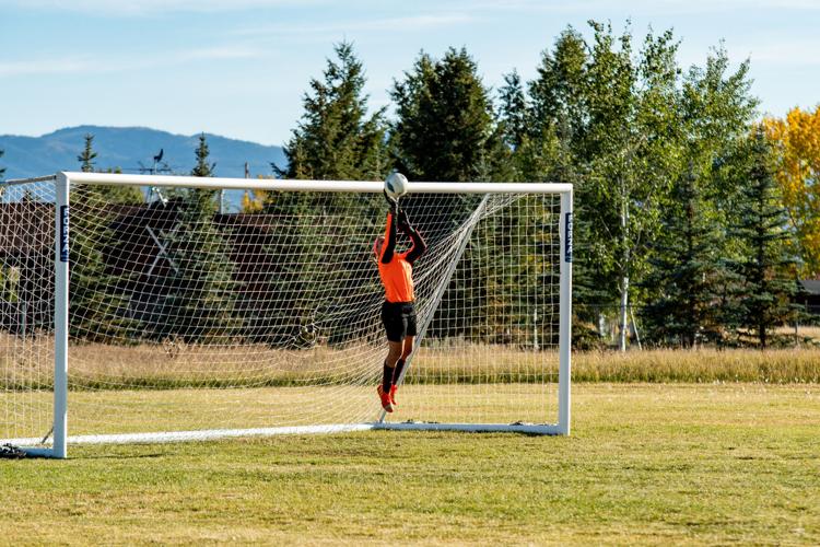 Timberwolves soccer facing adversity late in the season | Sport ...