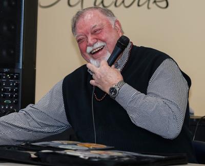 Singer enjoys entertaining seniors | Features | the-dispatch.com