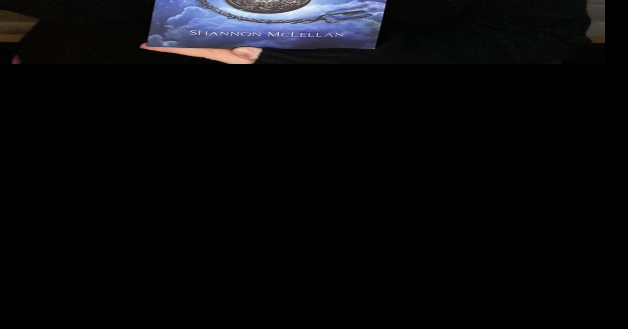 Lexington author's debut novel focuses on 'romantasy' | Entertainment ...