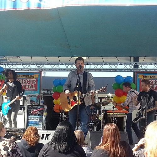 Music served up as a side to 'cue all day at the Lexington Barbecue ...