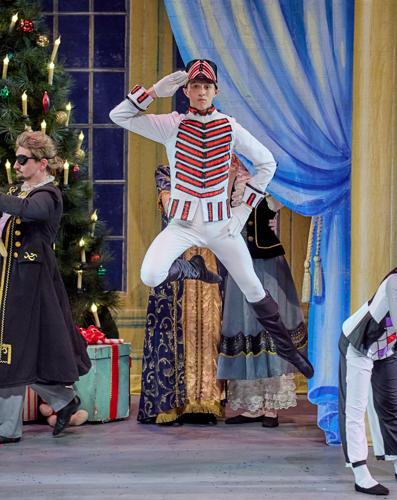 Leaping for joy: Teenager lands signature male role in ‘The Nutcracker ...