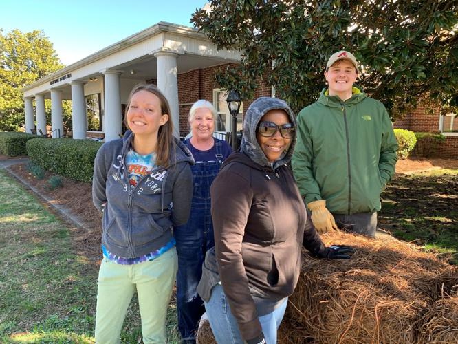 DDCC promotes community, caring during second Day of Service ...
