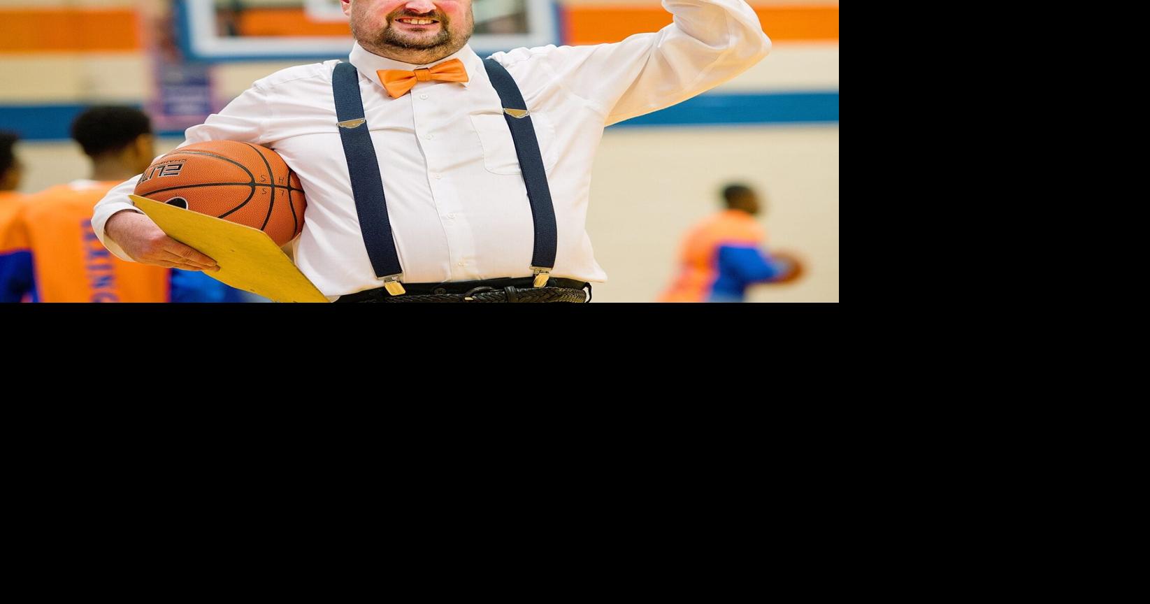 'Coach Billy' shows how to 'Bee' somebody | Features | the-dispatch.com