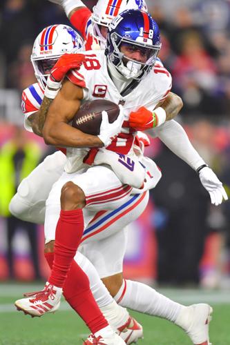 Drake Maye passes for 2 TDs, Patriots become 1st team to 11 wins ...