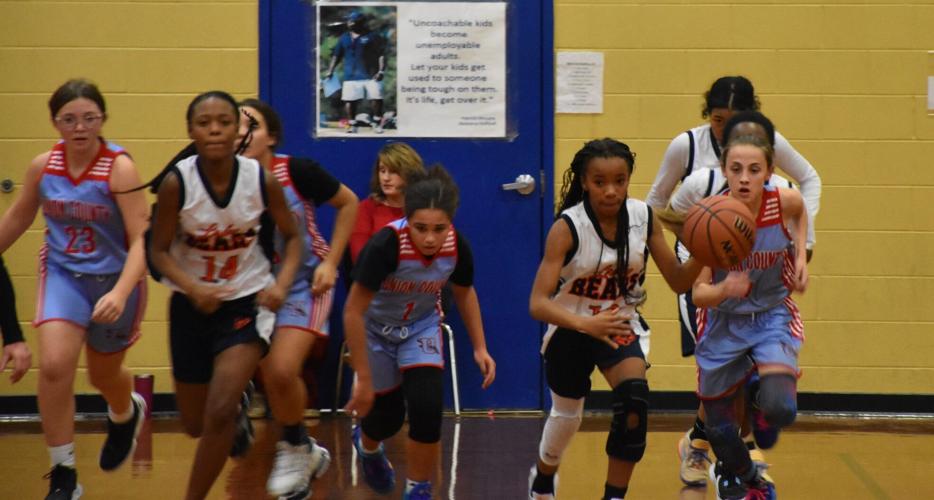 Lady Bears seventh grade advances | Sports | the-messenger.com
