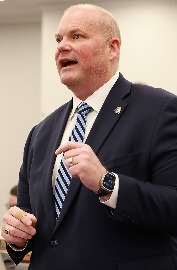 Debate on indoor smoking rekindled with cigar bar bill" | Dawson ...