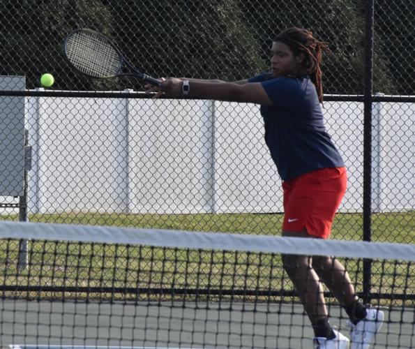 Lady Storm tennis beats Webster | Sports | the-messenger.com