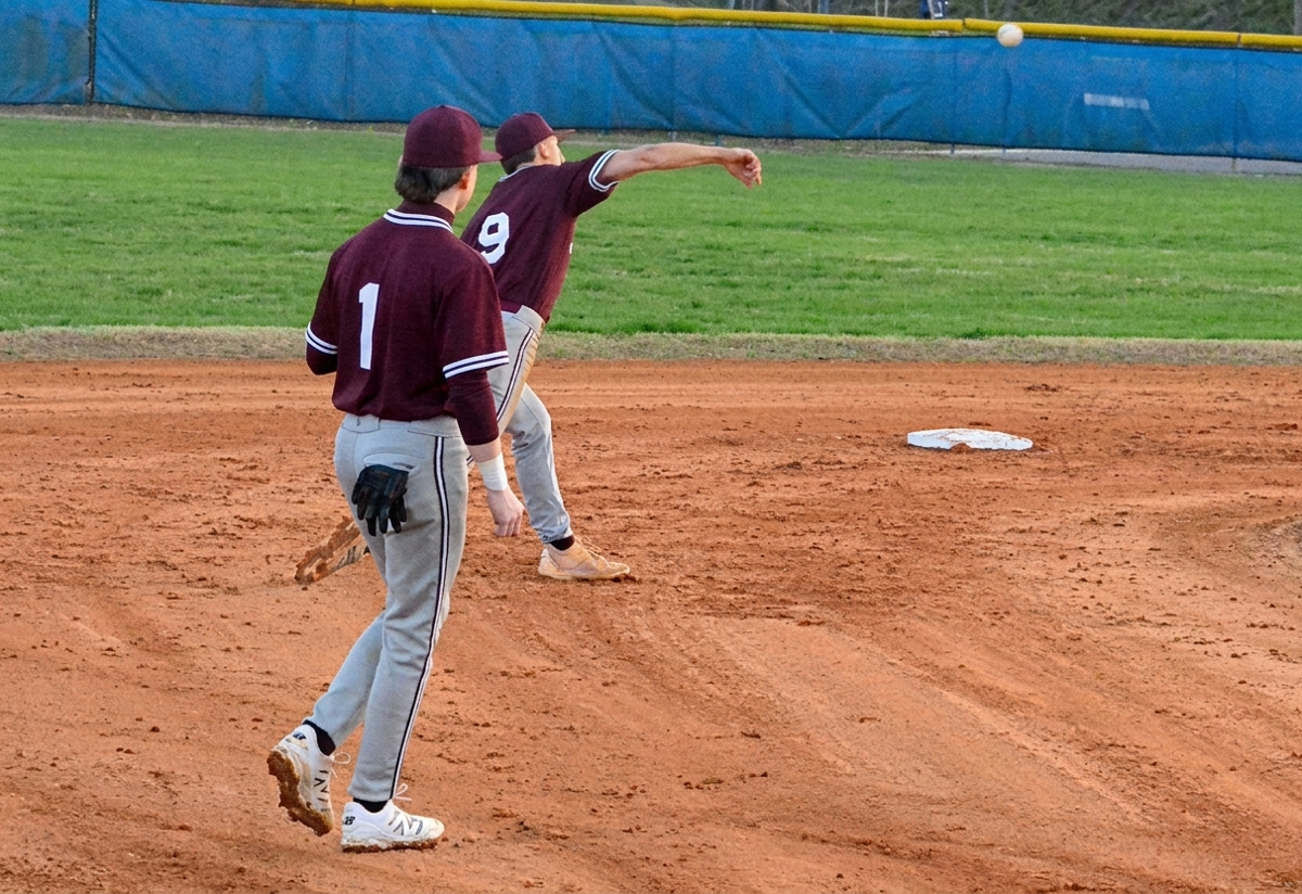 Maroons dethrone defending champs at regional | Sports | the-messenger.com