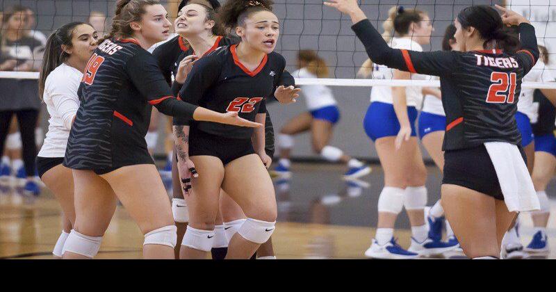 ECU volleyball team notches fifth straight win | Local Sports ...