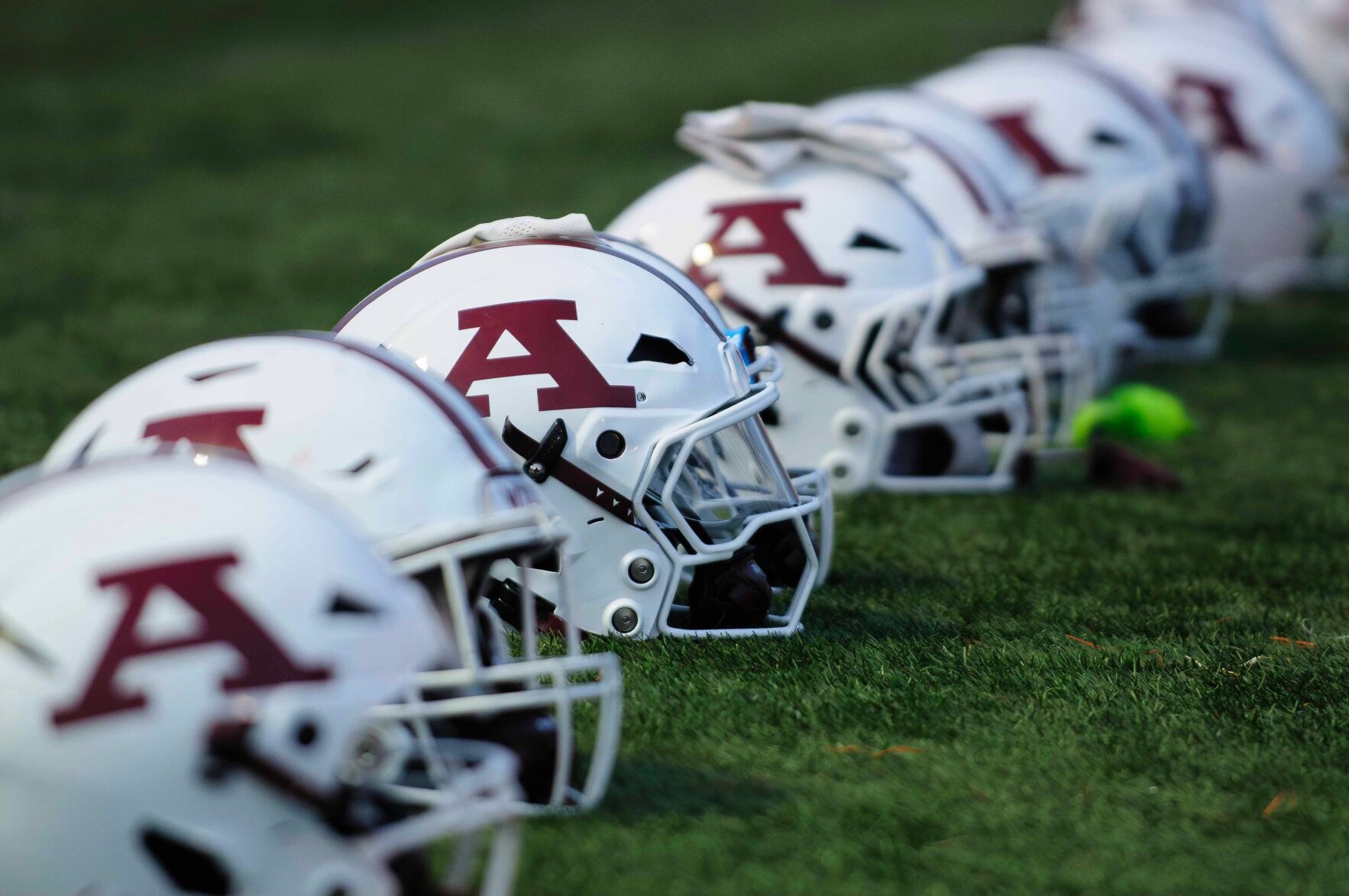 Cougars’ white helmets pay tribute to Ada football tradition | Local ...