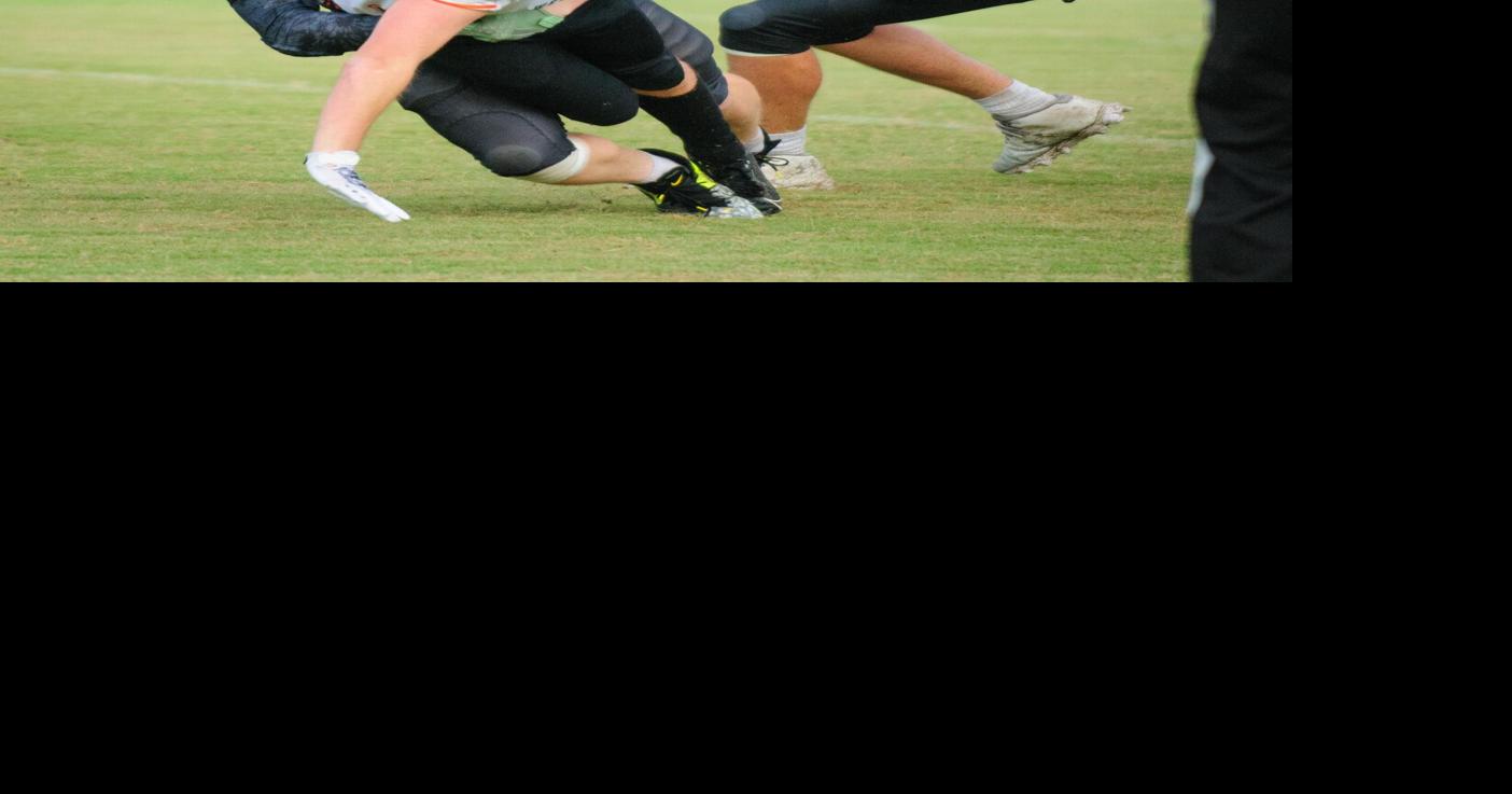 Tigers run away from Wewoka in football opener | Sports | theadanews.com