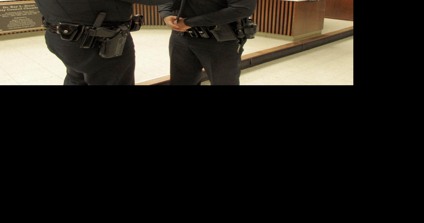 Ada police officer awarded Life Saving Medal | News | theadanews.com