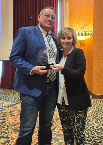 District attorney's chief investigator earns prestigious award | Local News | theadanews.com