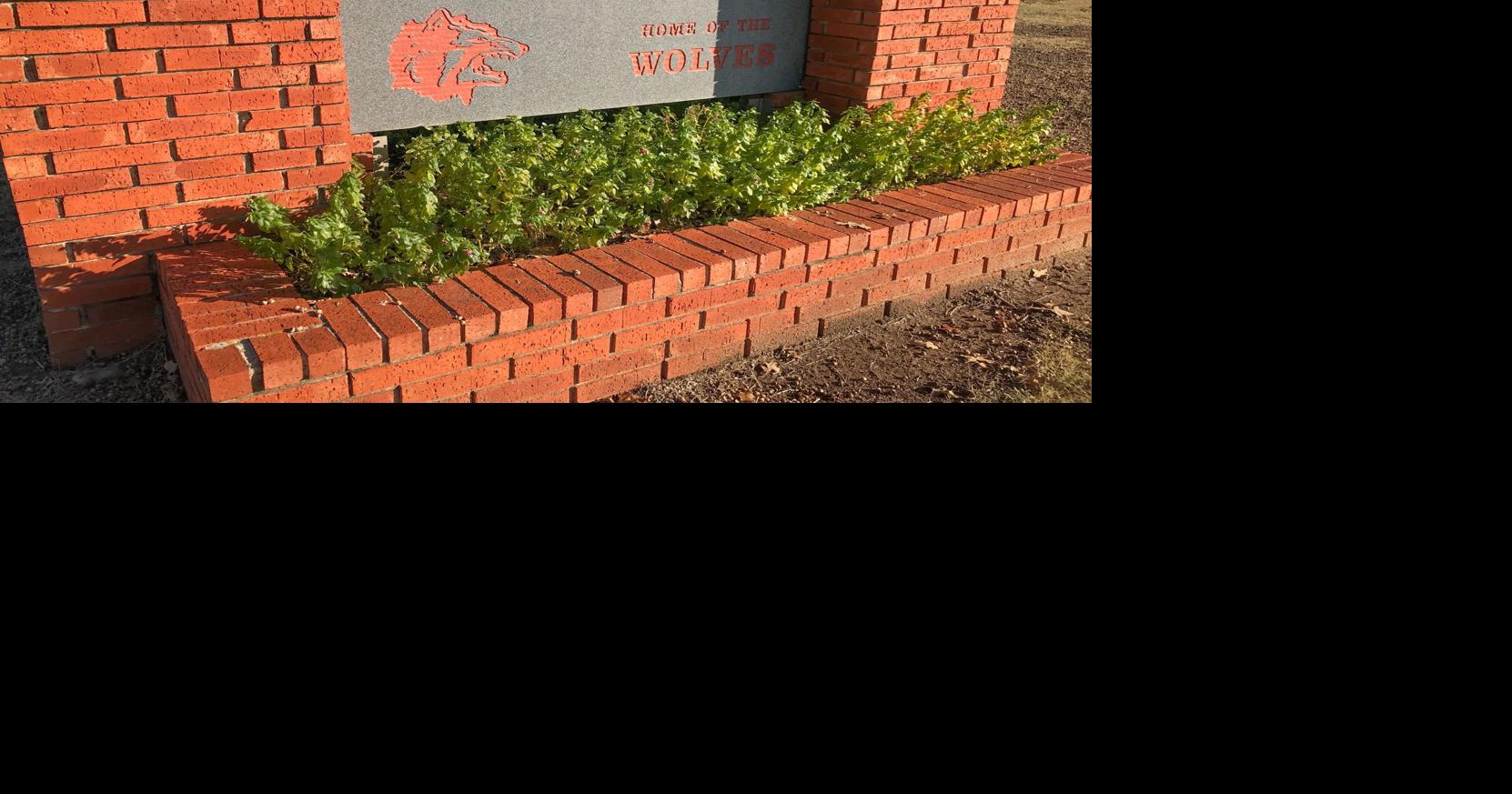 Two arrested in Vanoss school threat | News | theadanews.com