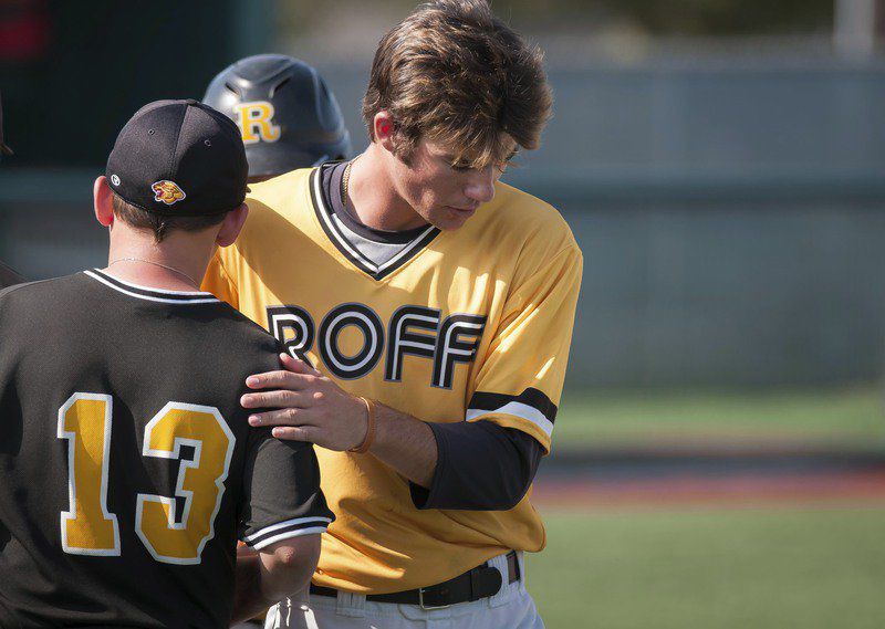 Latta Panthers hold off Roff in semifinals | Local Sports | theadanews.com