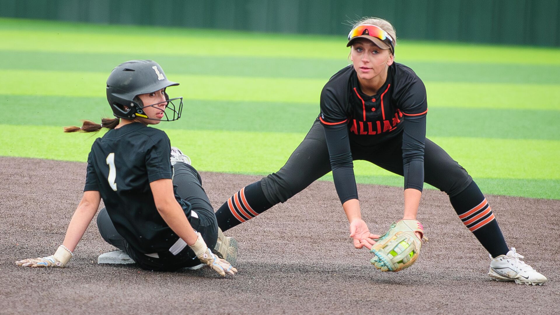 Fast start lifts Latta past Valliant before semifinal exit at 4A state ...